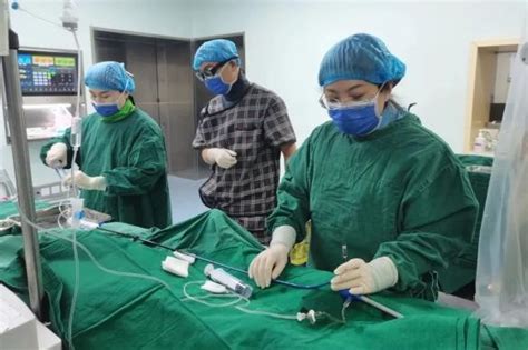 小胶囊为七旬老人添心力这家突破无导线心脏起搏器植入术 证券之星