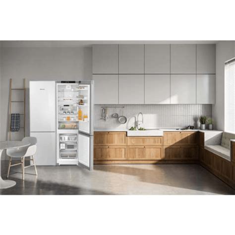 מקרר מקפיא תחתון LIEBHERR לבן זכוכית דגם CNgwd 5723 Liebherr מקררים