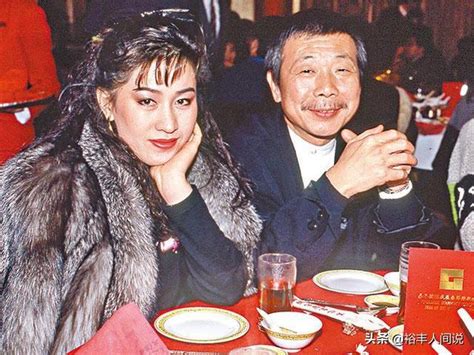 猶如皇宮！「鬼後」王玉環豪宅內擺鮮花宴請賓客，外傭穿刺繡制服 每日頭條