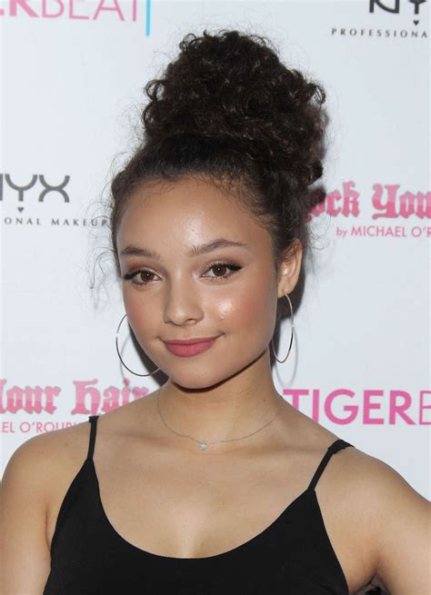 Kayla Maisonet 2016 Kayla Maisonet Tigerbeats Official Teen Choice