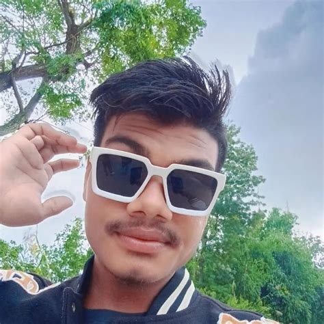 Imtiyaz High Official • Threads Say More