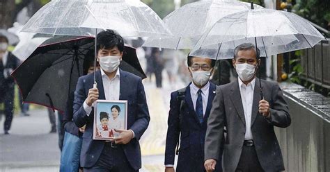 【池袋暴走母子死亡事故 初公判詳報】（4完）「今度来たら、イチゴを」祖父の無念、法廷内にすすり泣く声（12ページ） 産経ニュース