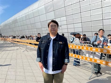 넥슨 메이플스토리 본부 신설 카드 만지작