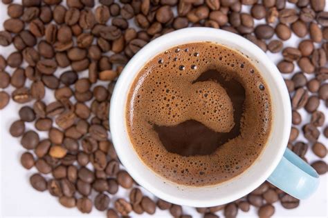 Draufsicht Eine Tasse Heißer Kaffee Mit Ganzen Und Gemahlenen