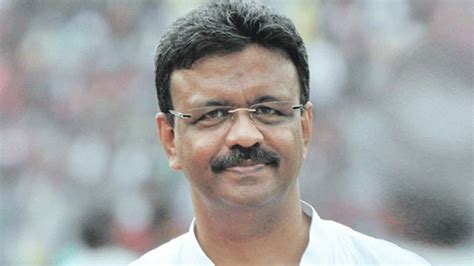 মমতা বন্দ্যোপাধ্যায় বাংলার সত্যিকারের সান্তা ক্লজ ফিরহাদ হাকিম