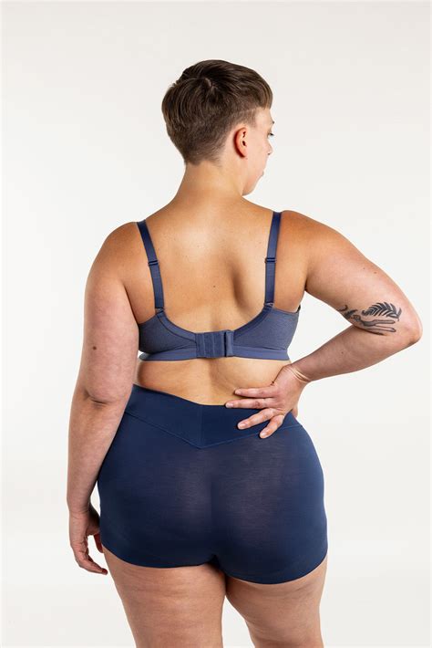 Cate Wireless Soft Cup Bra B Dd Cup Understance