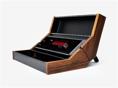 UNO Foldable Case Frap Tools