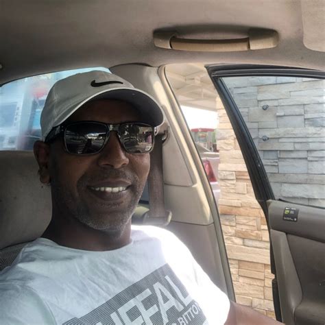 Hassan Fares Youtube