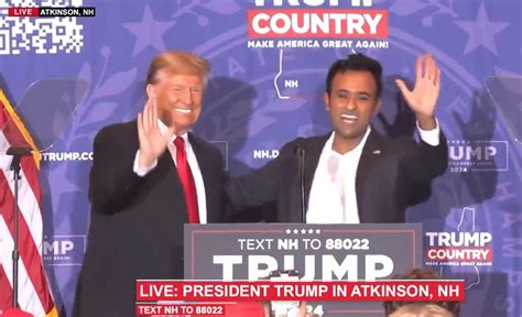 Donald Trump Vivek Ramaswamy Share Stage After Indian American Drops