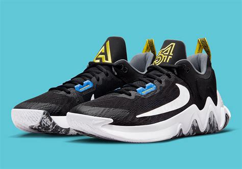 Giannis Antetokounmpo 2022 Shoes