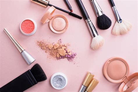 What To Pack For A Girls Weekend Abroad By Holiday Genie
