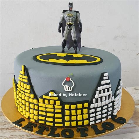Batman Fondant Birthday Cake 4 Baked By Nataleen