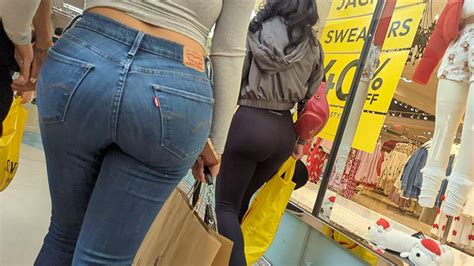 Asstounding Milf Babe With Vtl Oc Spandex Leggings And Yoga Pants Forum