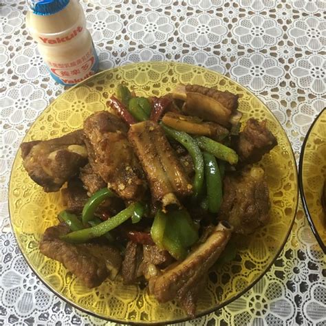 【辣椒炒排骨图片】二萌 2下厨房