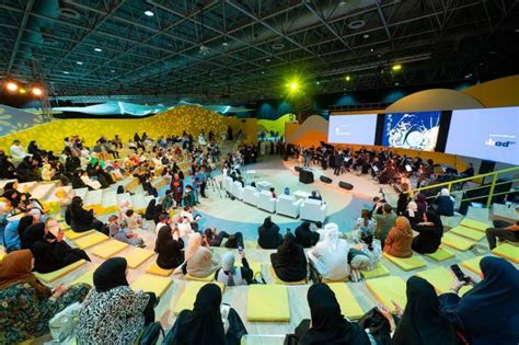 انطلاق الدورة ال15 من مهرجان الشارقة القرائي للطفل الأربعاء صحيفة الخليج