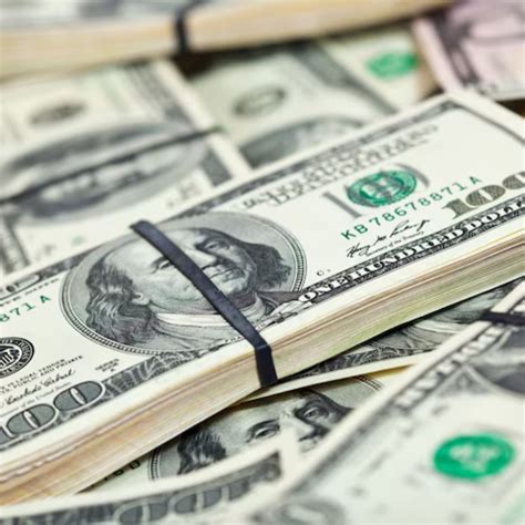 Dólar Cai 008 E Fecha A R 576 Com Impacto Da Inflação Nos Eua