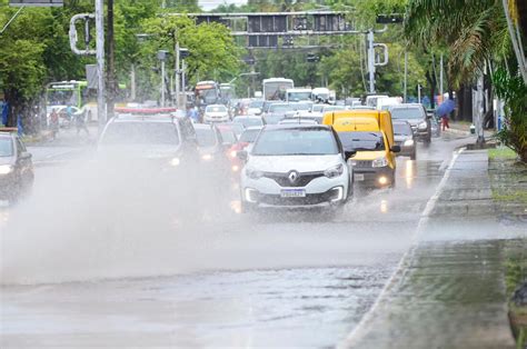 Apac Emite Alerta De Chuva De Moderada A Forte Na Rmr Folha Pe