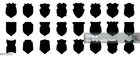 쉴드 아이콘 벡터 세트입니다 보호 및 보안 기호 그림 엠블럼과 라벨 프레임에 대한 모양이 다른 모듬 방패 플랫 스타일 디자인 템플릿 개념에 대한 스톡 벡터 아트 및 기타