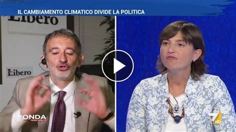 Scontro tra Senaldi e Serracchiani Se mistifichiamo la realtà