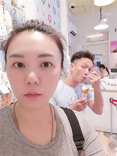 謝祖武一家近況，與妻子結婚20年仍恩愛，19歲帥氣兒子考入戲劇系 每日頭條