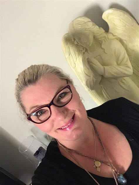 About Sharon Sims Tarot Reading Perth 0410 857 876