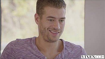 Vixen I Got Naked For My Stepbrother And He Couldn T Resist Xnxx Com