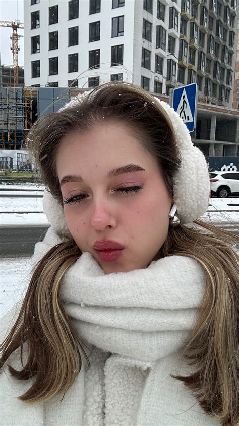Diana веб дизайнер Content And Ugc Creator Я помітила що👇🏻 1