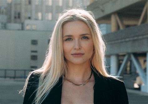 量子计算机 误打误撞进入量子实验室的美女研究者anastasia Marchenkova 胡译胡说 Segmentfault 思否