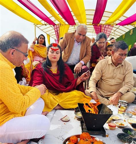 चक दे एक्ट्रेस Tanya Abrol ने बॉयफ्रेंड आशीष वर्मा से की शादी