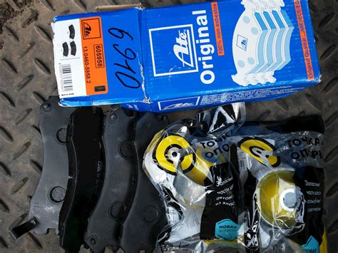 Новые колодки под 2 поршня и полик в рычаги — Mitsubishi Cedia, 1,6 л ...