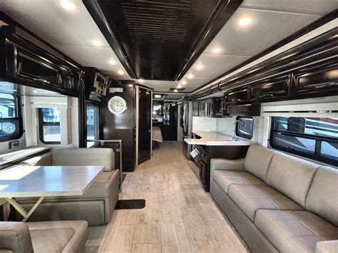 2025 Newmar Super Star For Sale