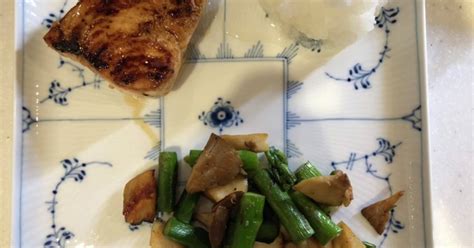 基本からアレンジまで！思わずつくりたくなる「ステーキの付け合わせ アスパラ」のレシピ集 クックパッド