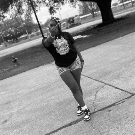 Yonni🫀 Theyluvv Yonni • Threads Say More