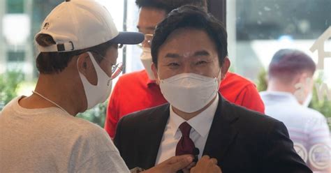 대선 출마 선언 준비하는 원희룡 제주도지사