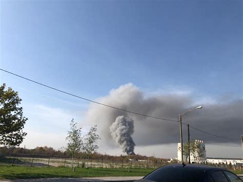 Incendiu la un centru de colectare și reciclare deșeuri în Chitila