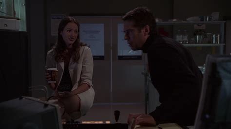 5x14 Smile Time 0210 Amy Acker Web Gallery Amyackerorg Photo