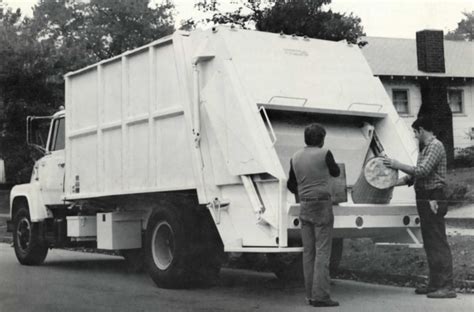 Classic Refuse Trucks Dempster