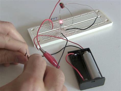 Joule Thief Getting Power From Dead Batteries