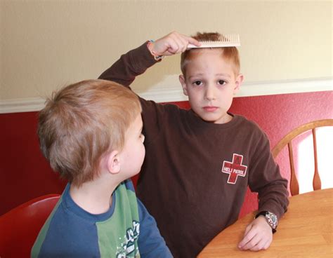 Easy Static Electricity Science Experiments Frugal Fun For Babes And Girls