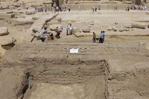 Sphinx Facts Body Breastplate Schematics Tunnels Chambers