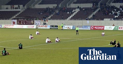 Greek Footballers Sit Down In Protest At Refugees Deaths Video