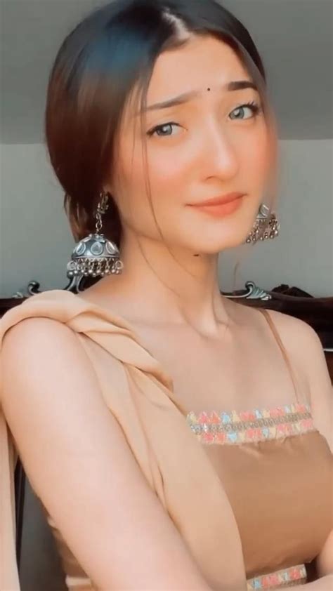 72 Animation Portfolio Ideas Animation Portfolio Beautiful Girls Beautiful Girl Body