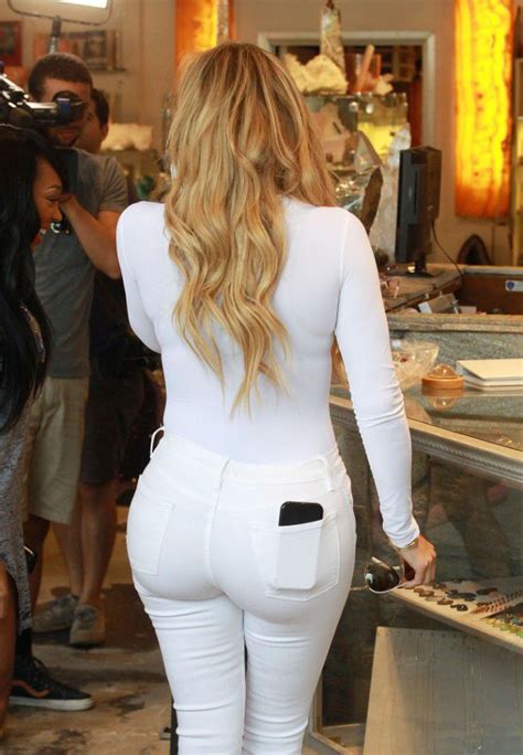 Khloe Kardashian Internet Users Are Frightened By Its Size