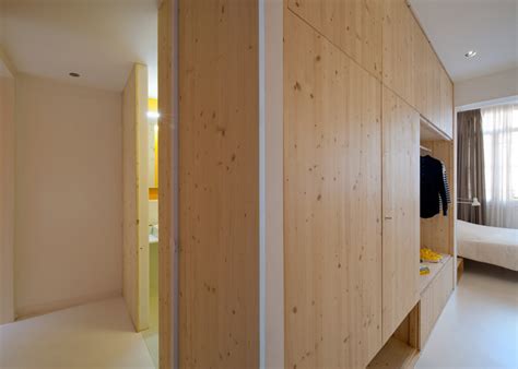 Casa Uncovers Vaulted Brick Ceiling In This Holiday Home