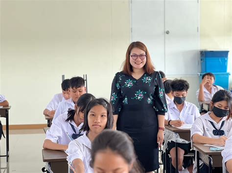 การสอบธรรมสนามหลวง งานประชาสัมพันธ์โรงเรียนหนองแซงวิทยา