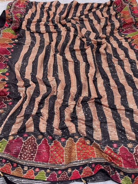 Bollywood Replica Sequence Saree At ₹ 1500 Piece Bollywood Saree In