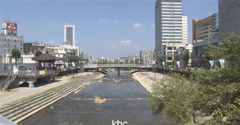 전국 곳곳 폭염특보낮 최고 34도 찜통