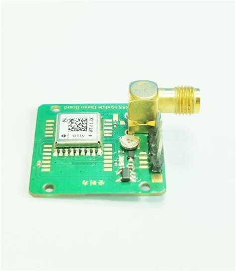 High Precision Dual Frequency Gps Rtk Module Development Board Measurement From China Factory