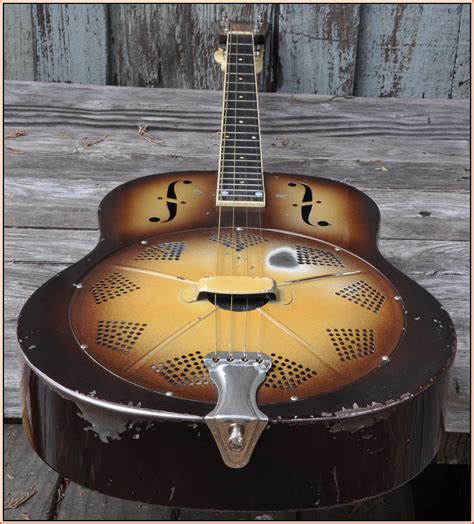 1928 National Triolian Tenor Guitar