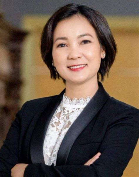 លោកស្រី ជា សេរី ជាអគ្គទេសាភិបាលរងដំបូងគេនៅក្នុងធនាគារជាតិនៃកម្ពុជា